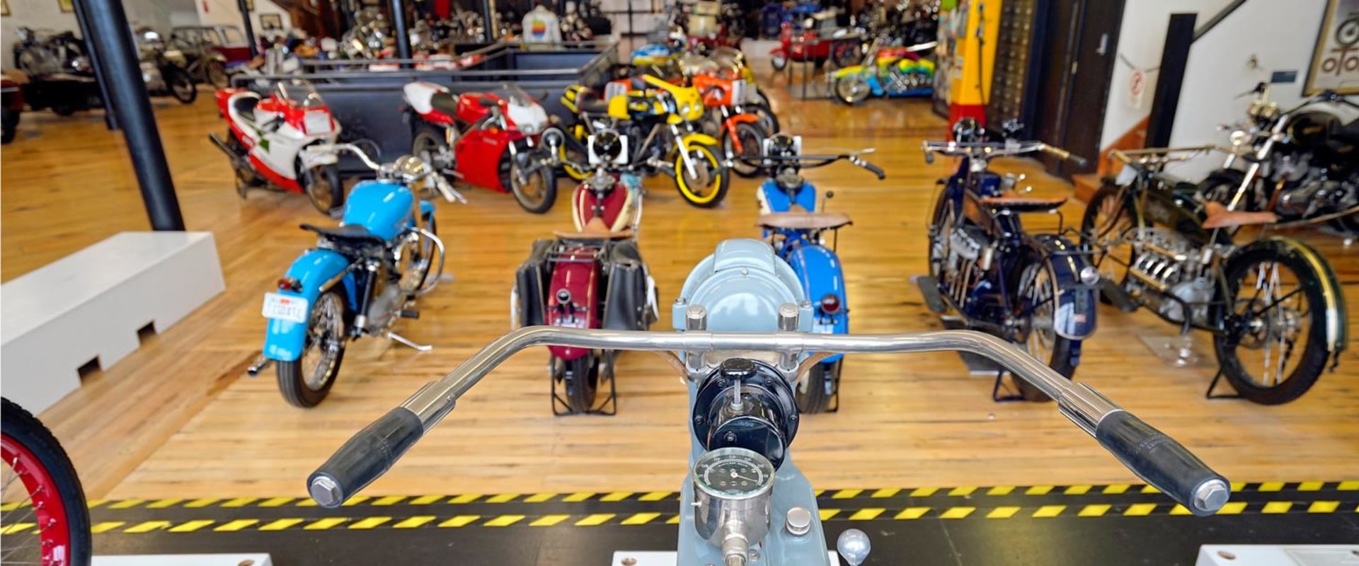 Discover the World of Vintage Motorcycles: A Guide to Guided Tours of ...